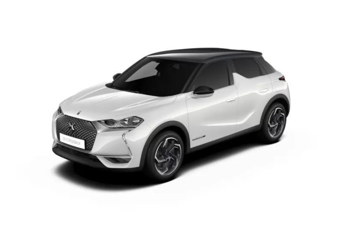 DS DS3 -Crossback 1.5 Bluehdi Performance Line 110cv - Noleggio a lungo ...